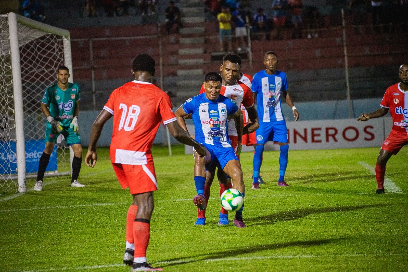 El CDS Vida se impone en el Clásico Ceibeño y deja al Victoria en la ...
